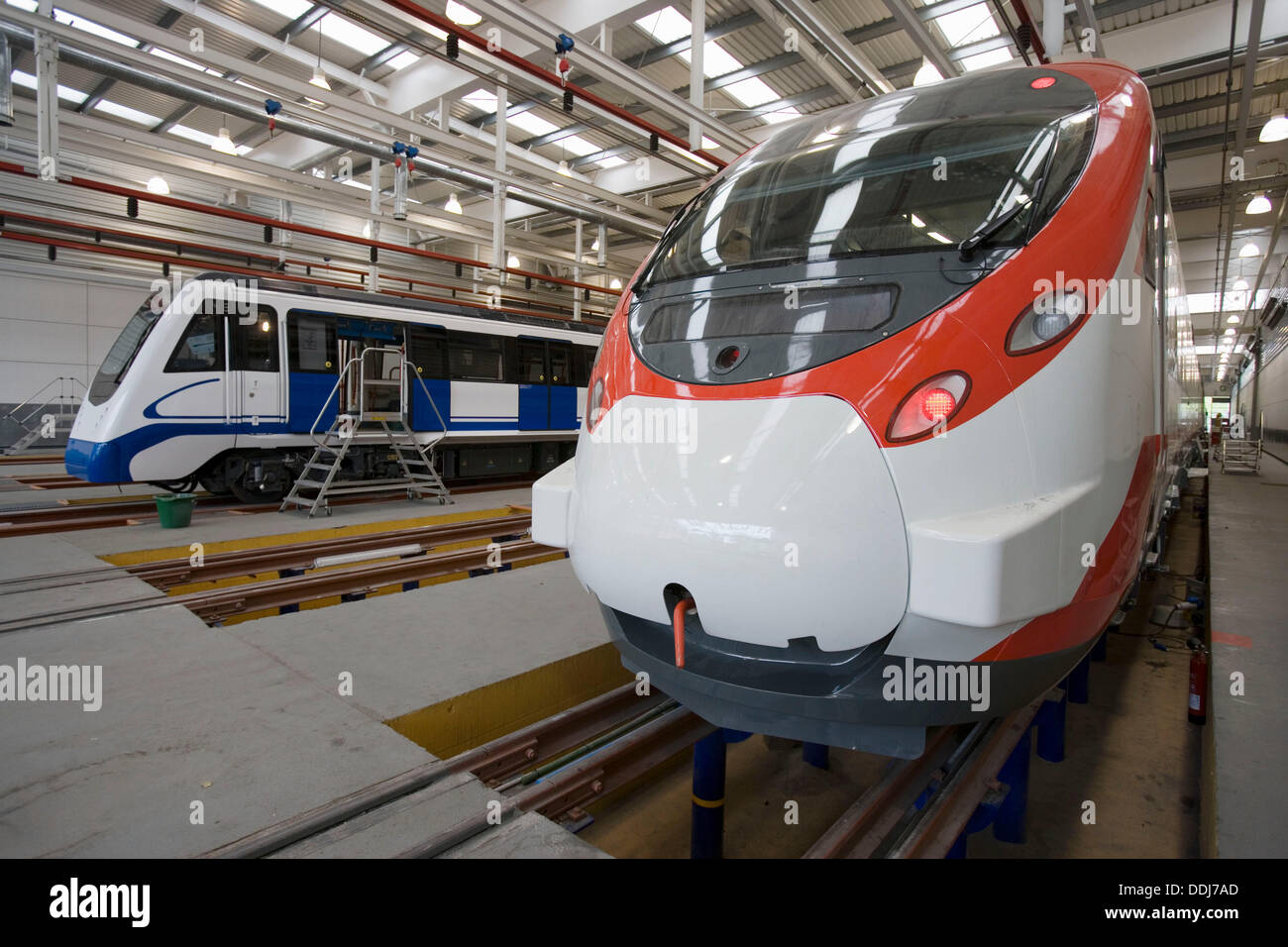 Assembly lines hi-res stock photography and images - Alamy