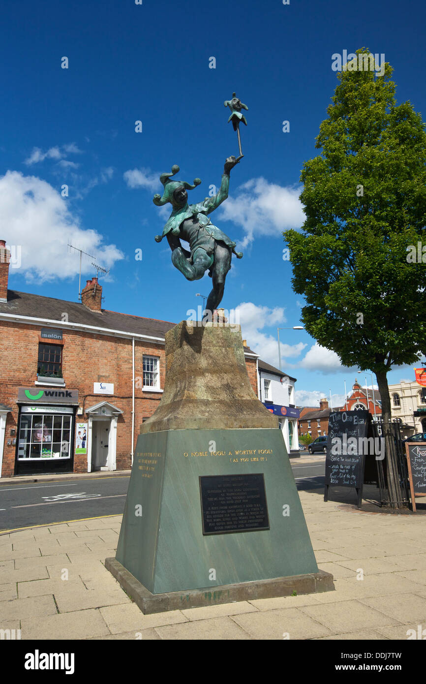 The bronze Jester Statue at Stratford upon Avon Warwickshire UK Stock ...