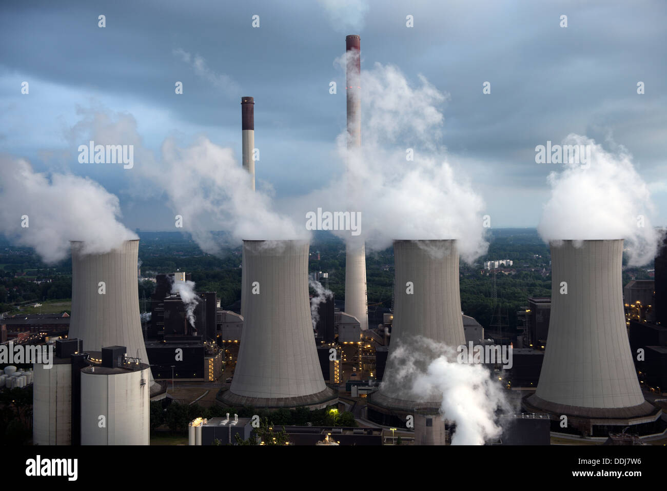 Coal-fired power station Stock Photo - Alamy