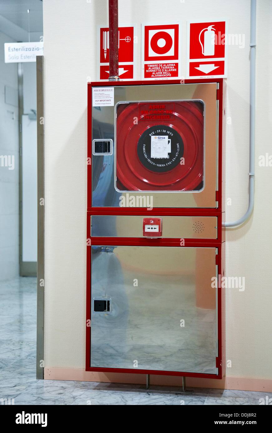 Hospital Fire Extinguisher Stock Photos & Hospital Fire Extinguisher ...