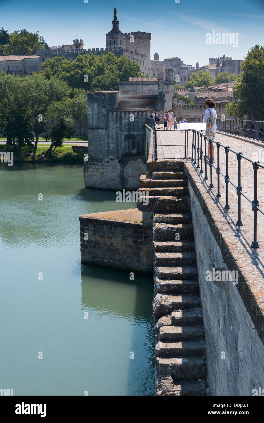Saint Bénezet bridge, Avignon referred to in the song, "Sur le pont d ...
