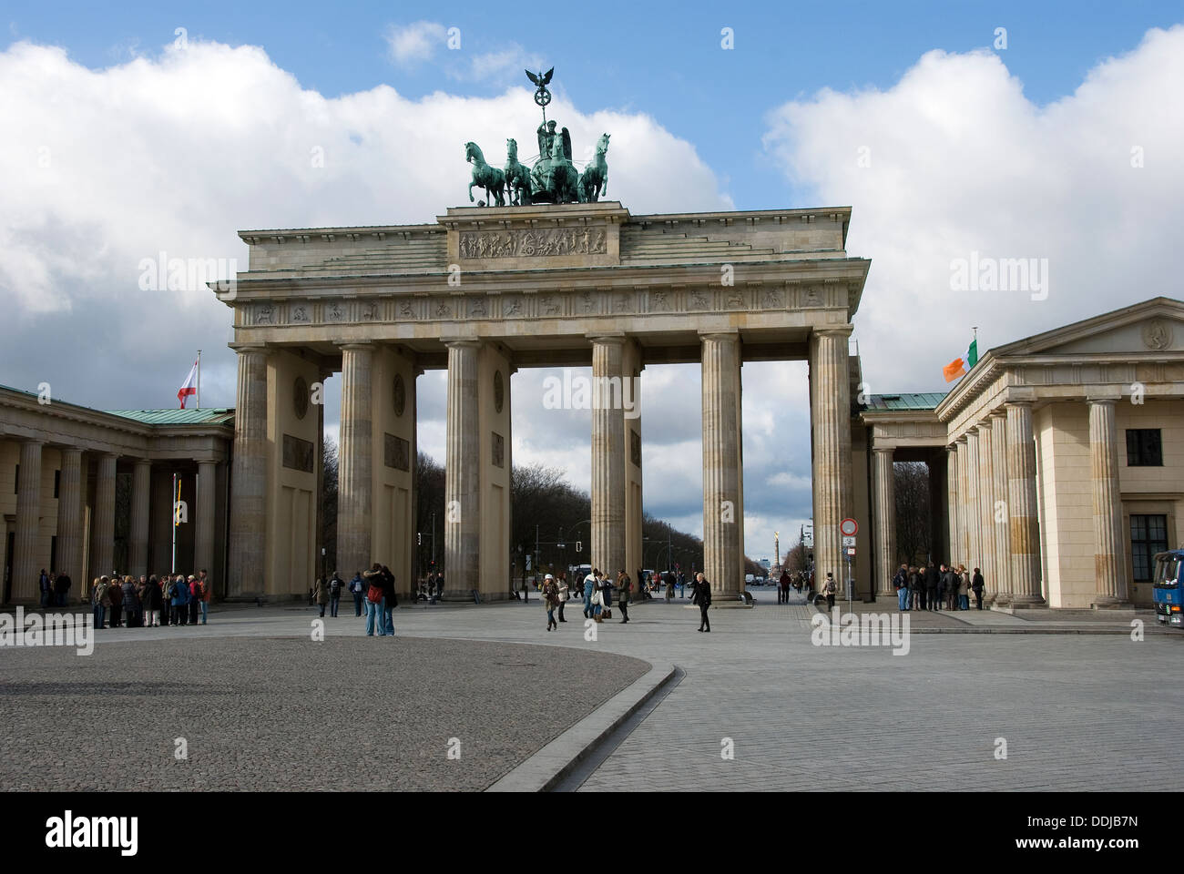 Berlin port hi-res stock photography and images - Alamy