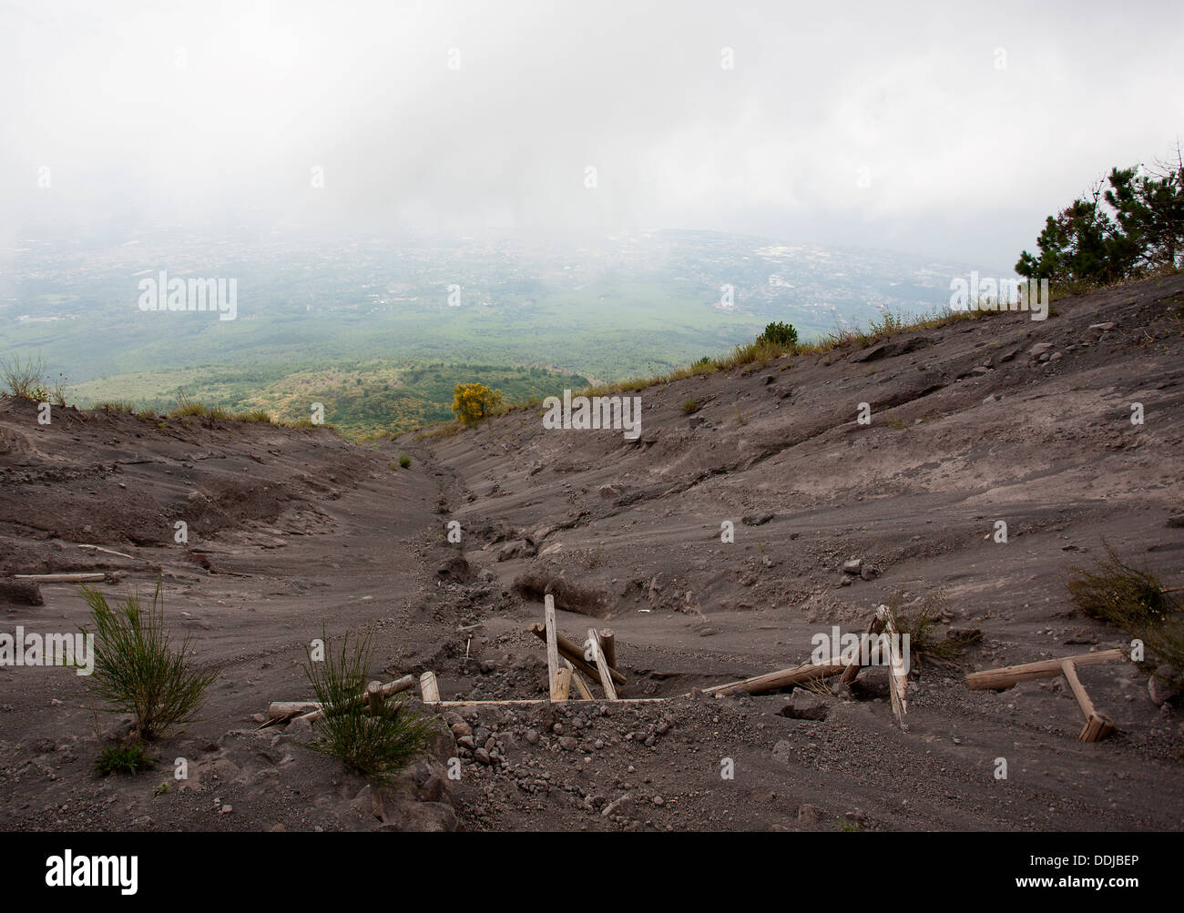 Edge of vesuvius hi-res stock photography and images - Alamy