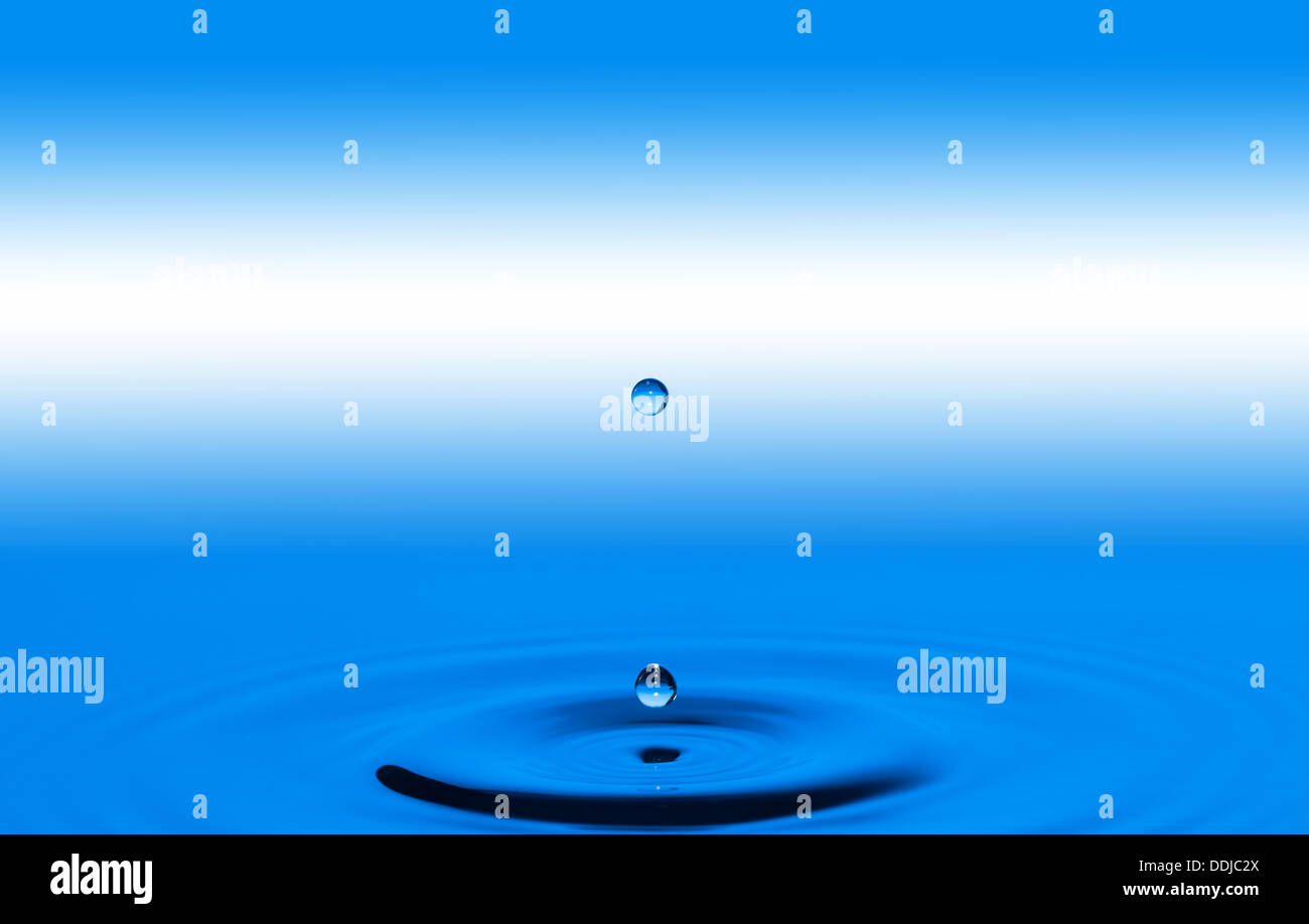 Splash of water hi-res stock photography and images - Alamy