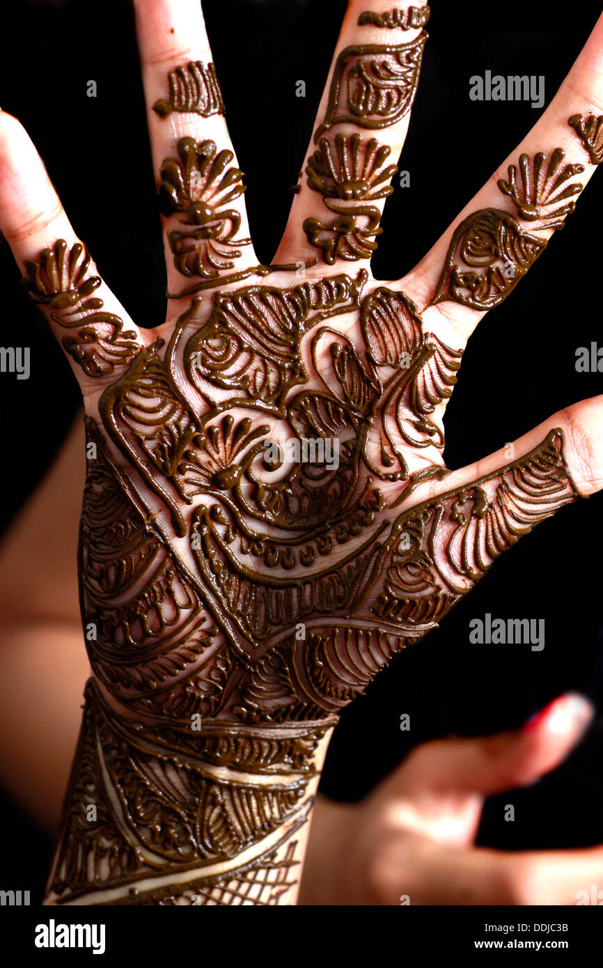 Heena Design High Resolution Stock Photography and Images - Alamy