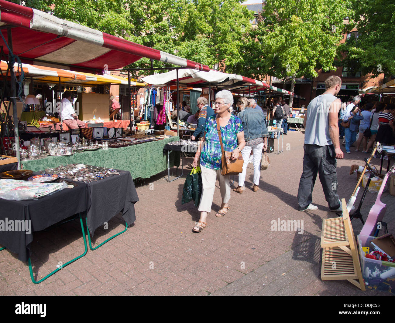 Flea Market in Gloucester Green, central Oxford Stock Photo - Alamy