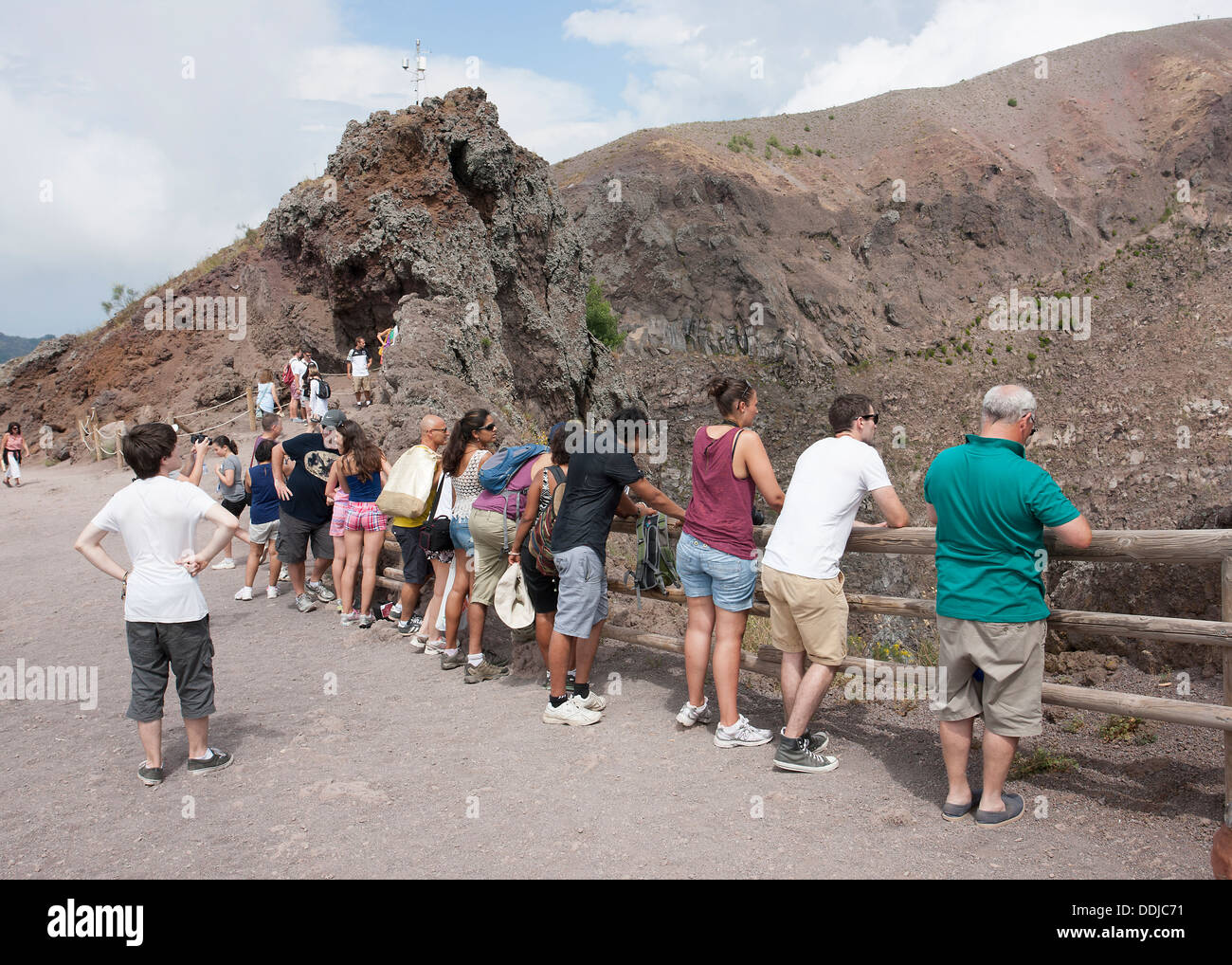 Crater edge mount vesuvius hi-res stock photography and images - Alamy