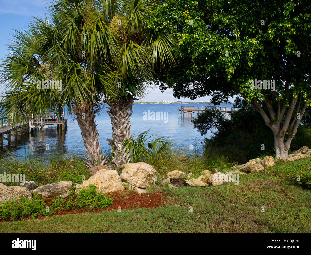 On the banks of the Indian River Lagoon at the Melbourne Beach pier in ...