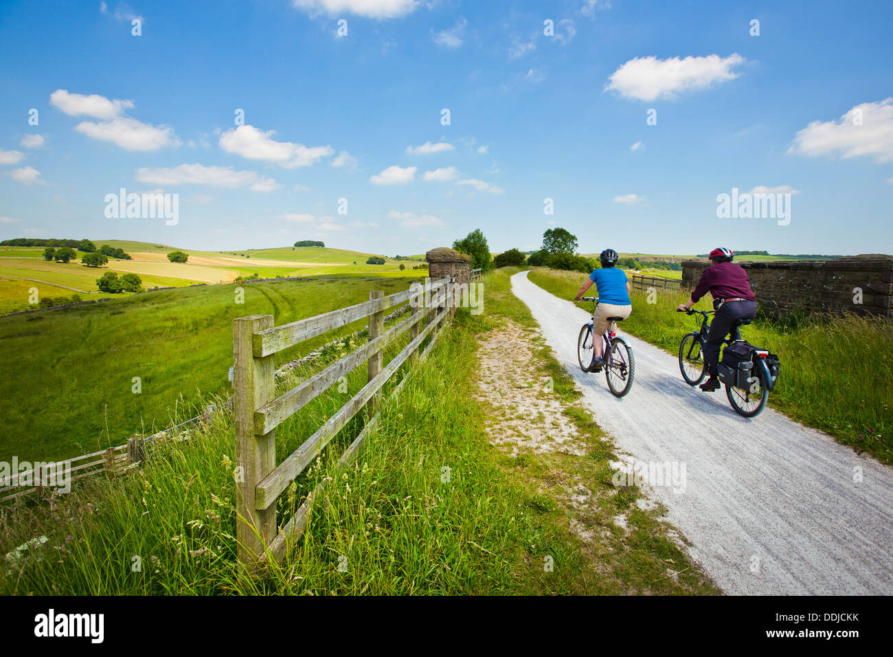 The Tissington Bike Cycle Trail in Derbyshire that runs from Ashbourne ...