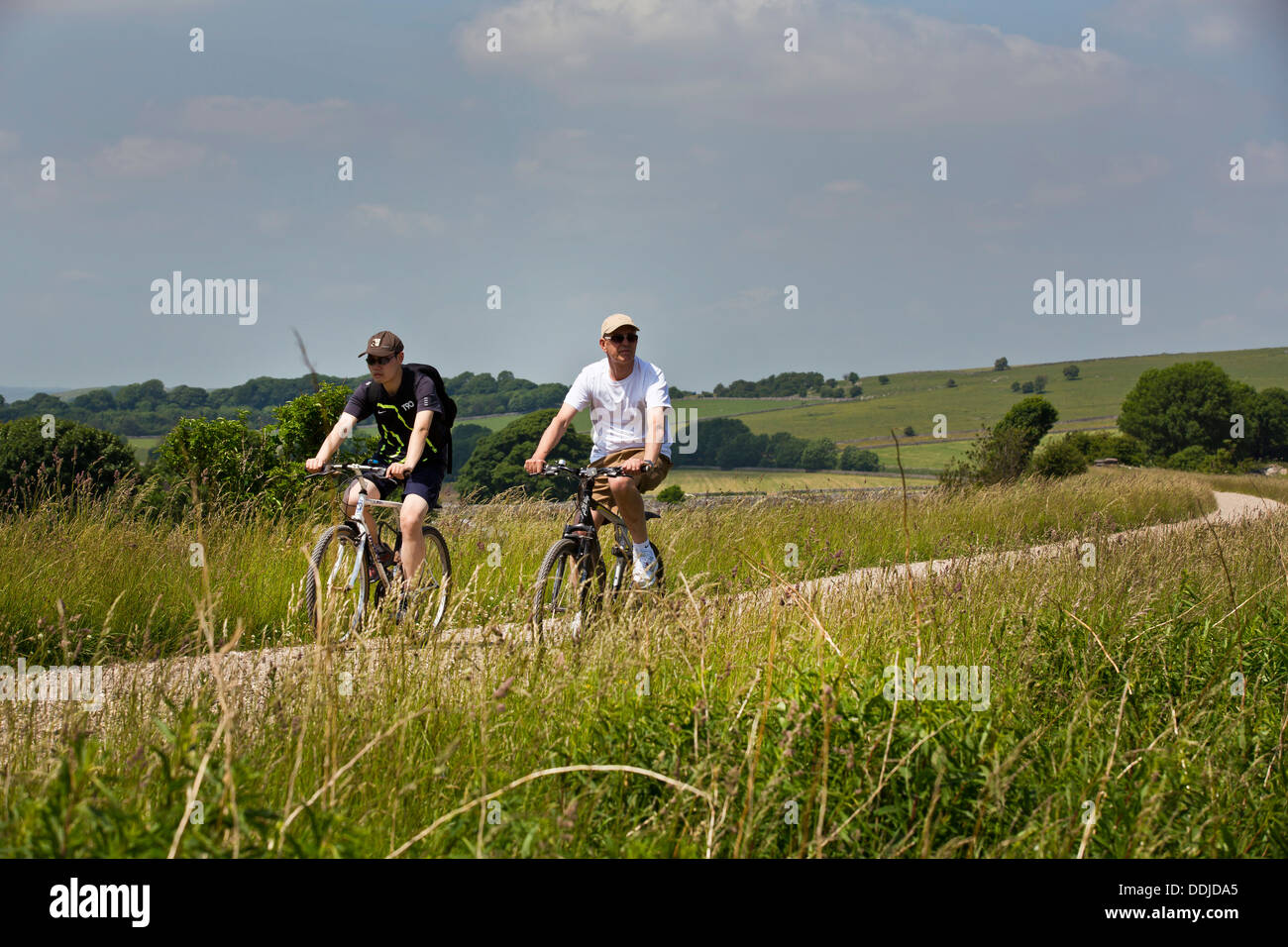 The Tissington Bike Cycle Trail in Derbyshire that runs from Ashbourne ...