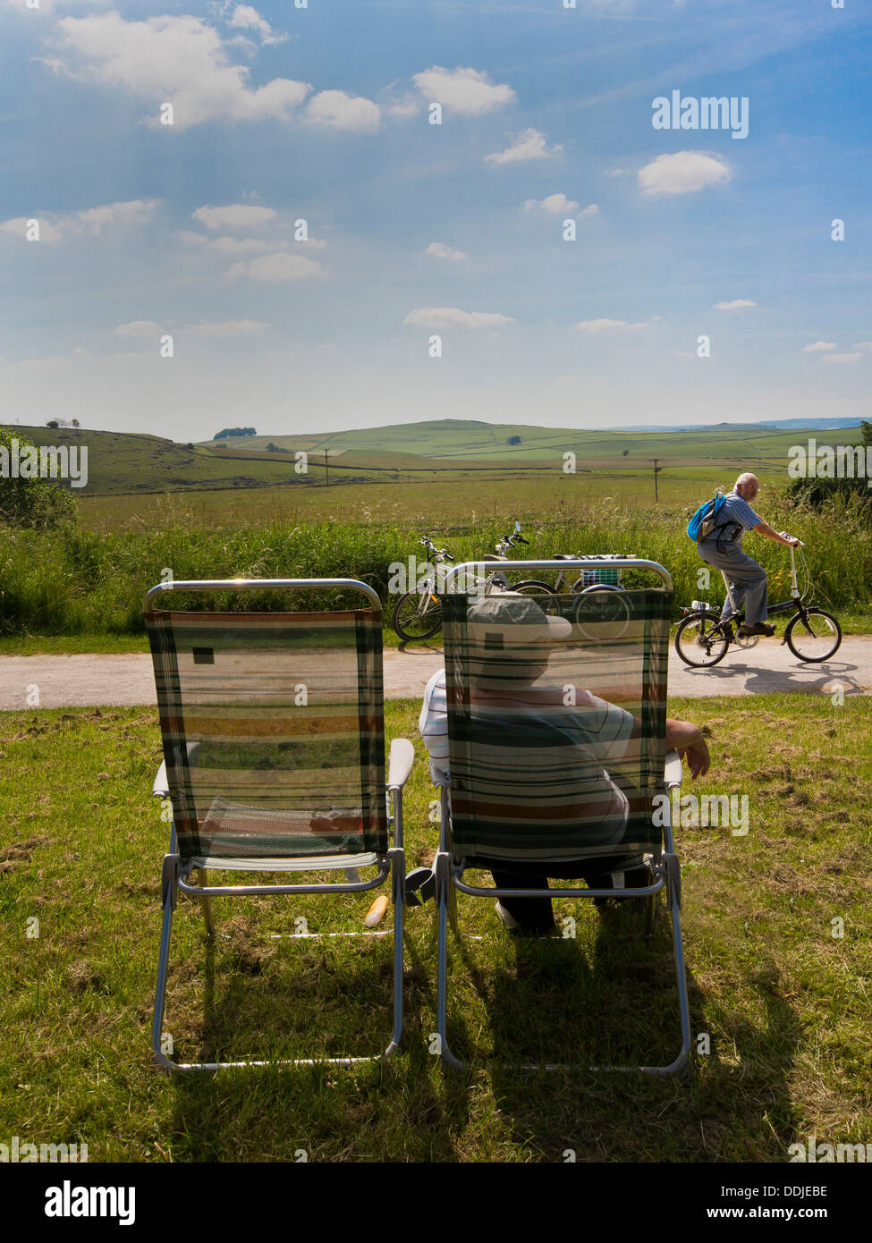 The Tissington Bike Cycle Trail in Derbyshire that runs from Ashbourne ...