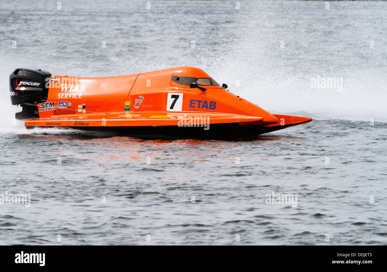 F2 powerboats hi-res stock photography and images - Alamy