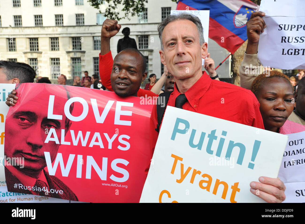 Peter tatchell at downing street hi-res stock photography and images ...