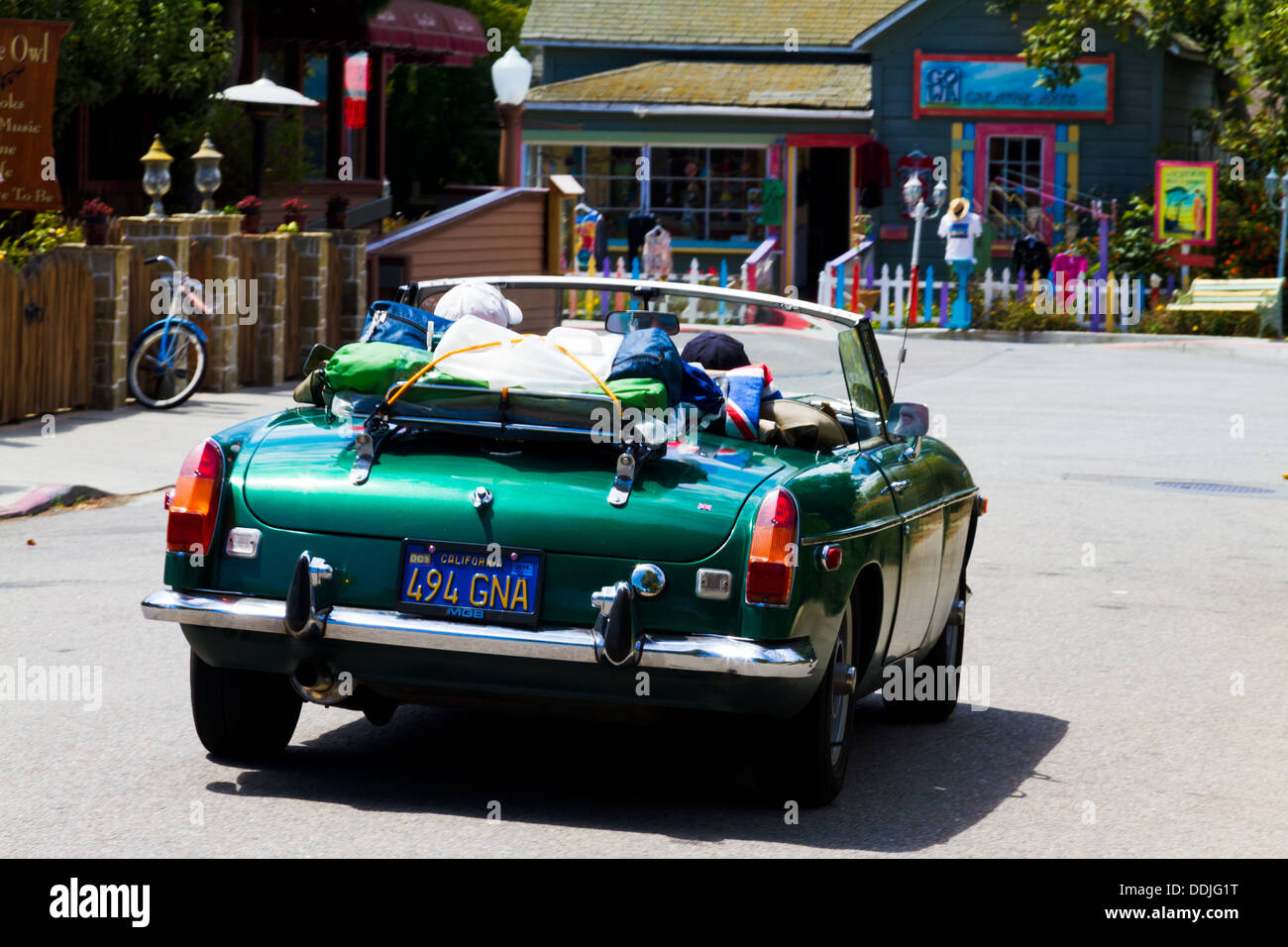 Mgb rear view hi-res stock photography and images - Alamy