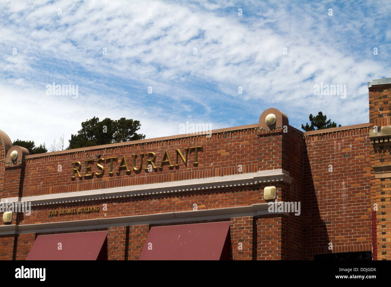 Red brick restaurant hi-res stock photography and images - Alamy