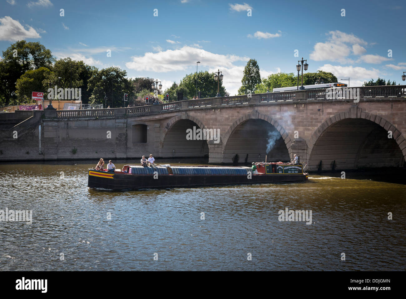 Worcester bridge hi-res stock photography and images - Alamy