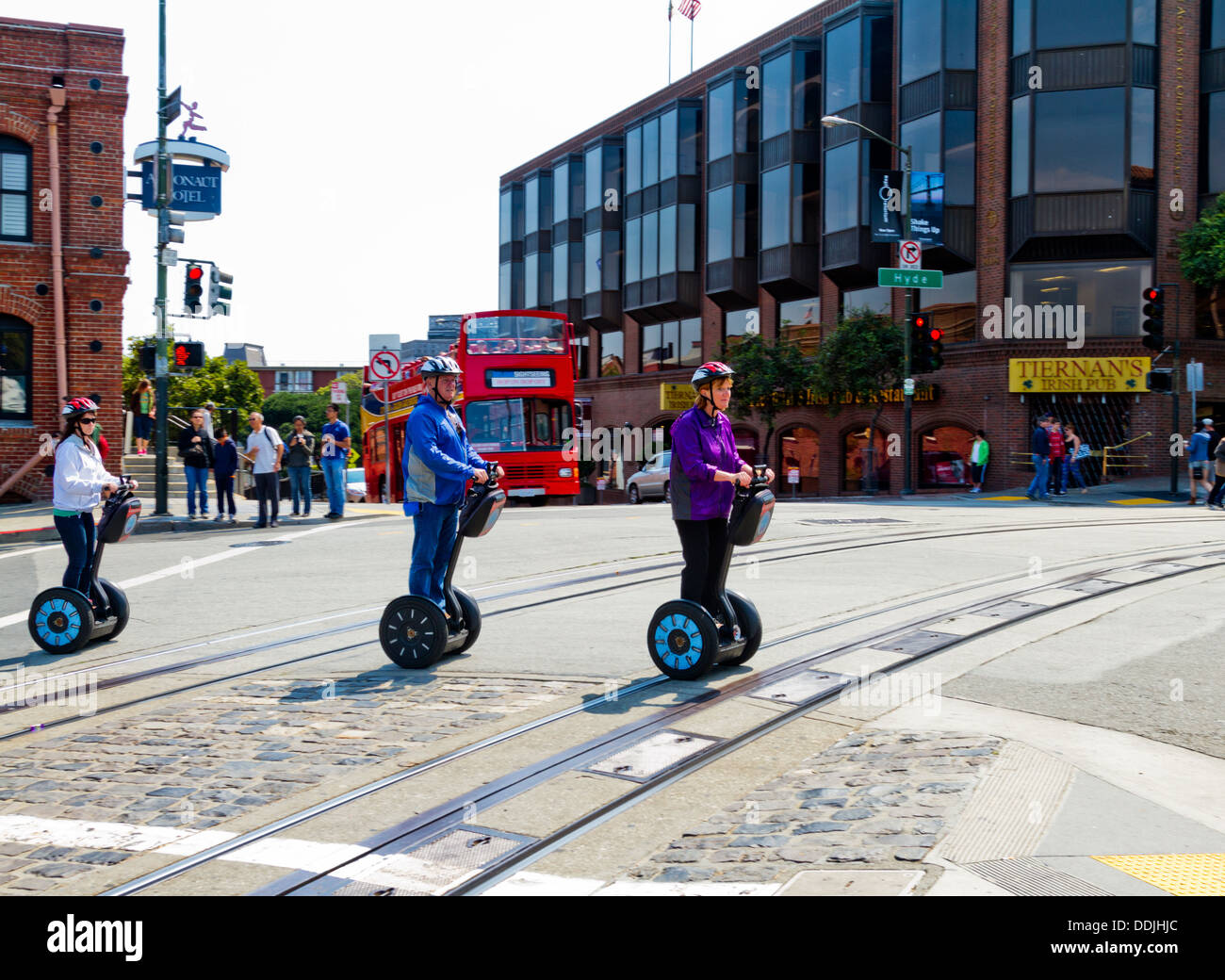 Foot scooters hi-res stock photography and images - Alamy