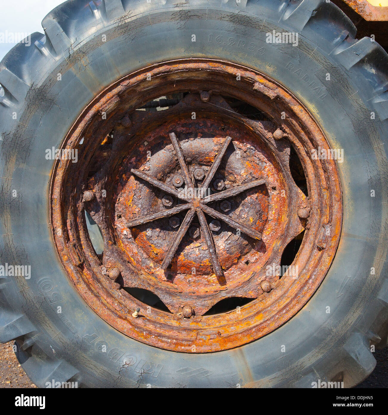 Rusty old tractor wheel and rubber tyre at Spurn Point Stock Photo - Alamy