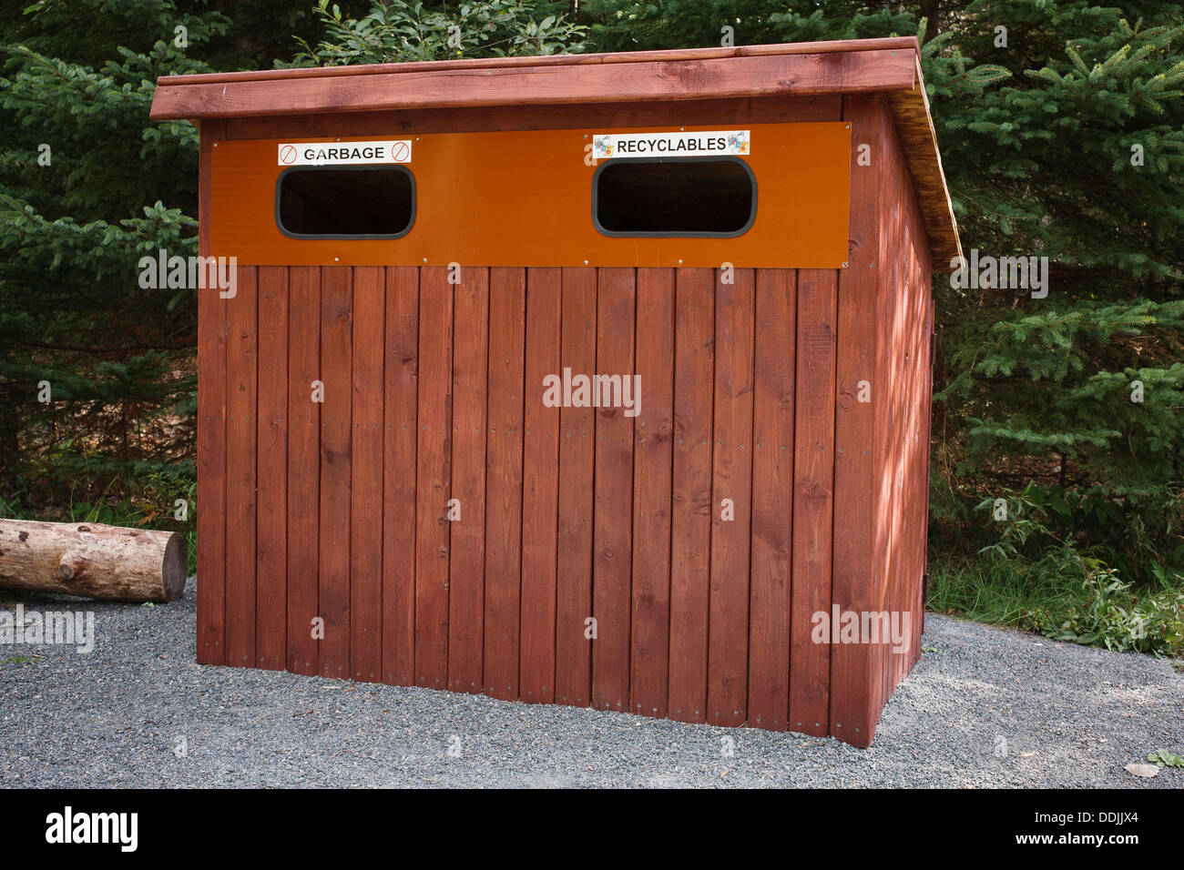 Wooden garbage bin in rural park Stock Photo - Alamy