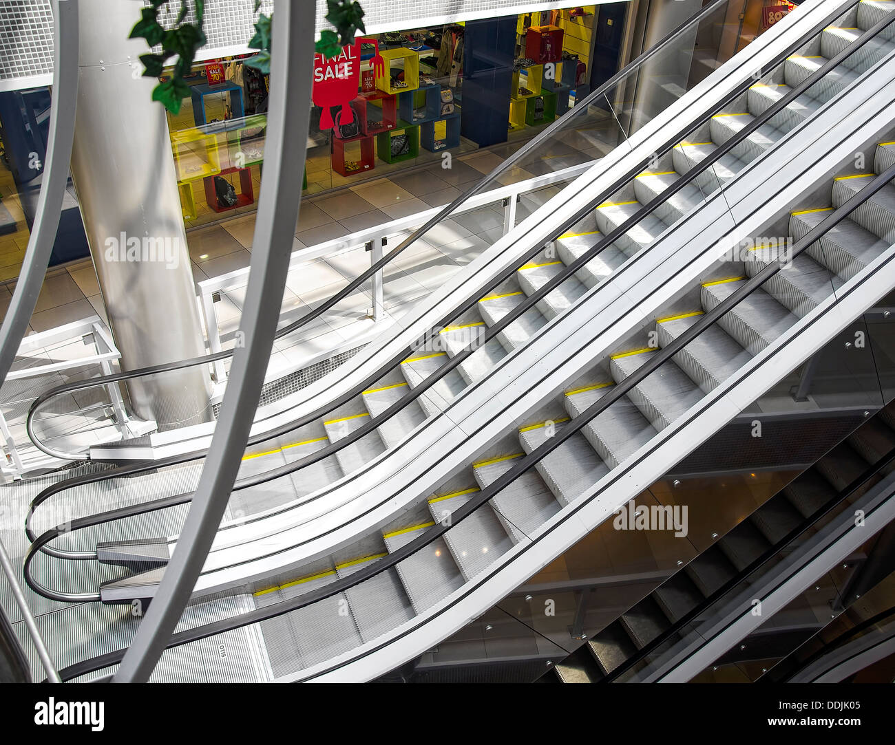 Retail elevator hi-res stock photography and images - Alamy