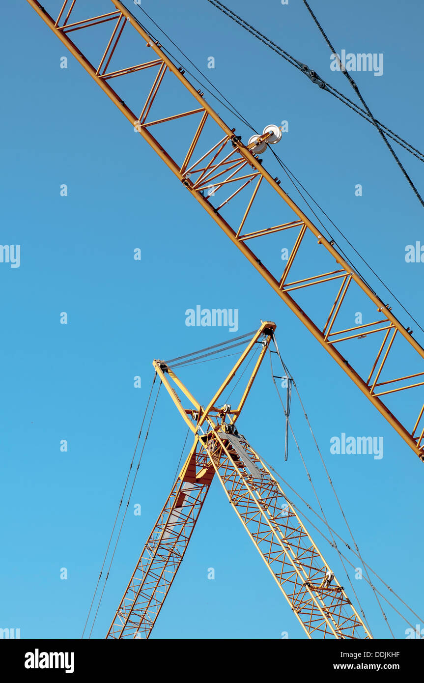 Multiple tower cranes hi-res stock photography and images - Alamy