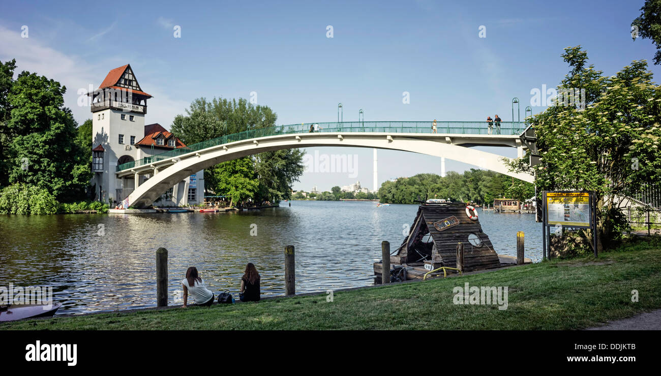 Bridge to the island of youth hi-res stock photography and images - Alamy