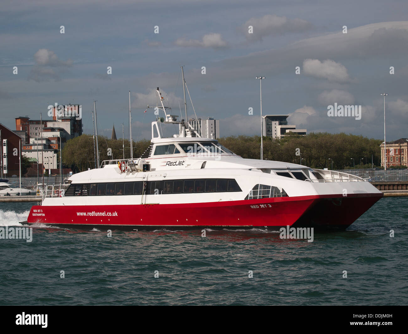 Red funnel jet hi-res stock photography and images - Alamy