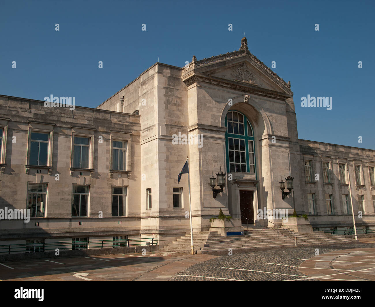 South wing entrance Civic Centre Southampton Hampshire England UK Stock Photo - Alamy