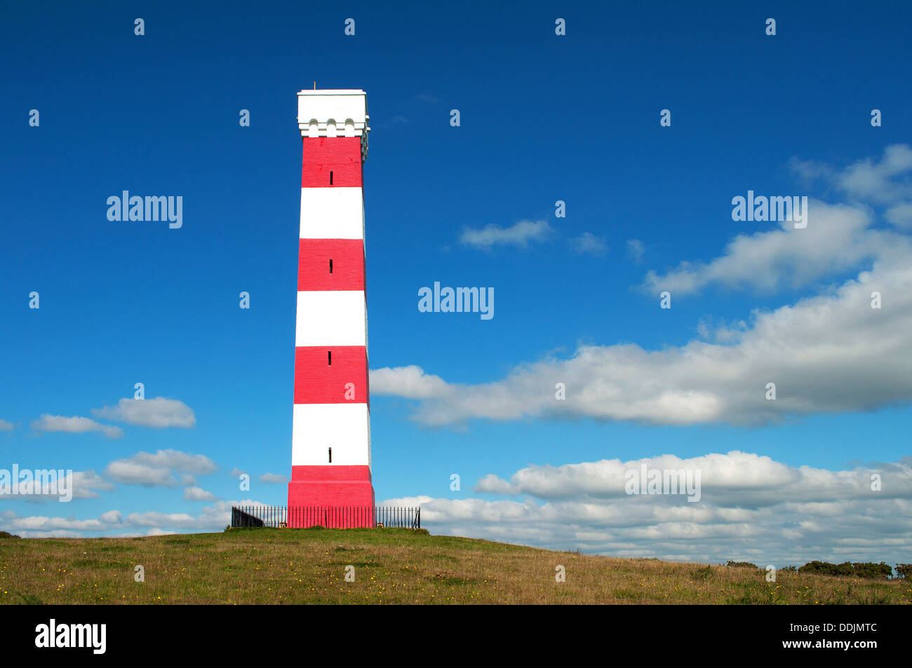 The Daymark tower at Gribbin Head on the coast of Cornwall, UK Stock ...