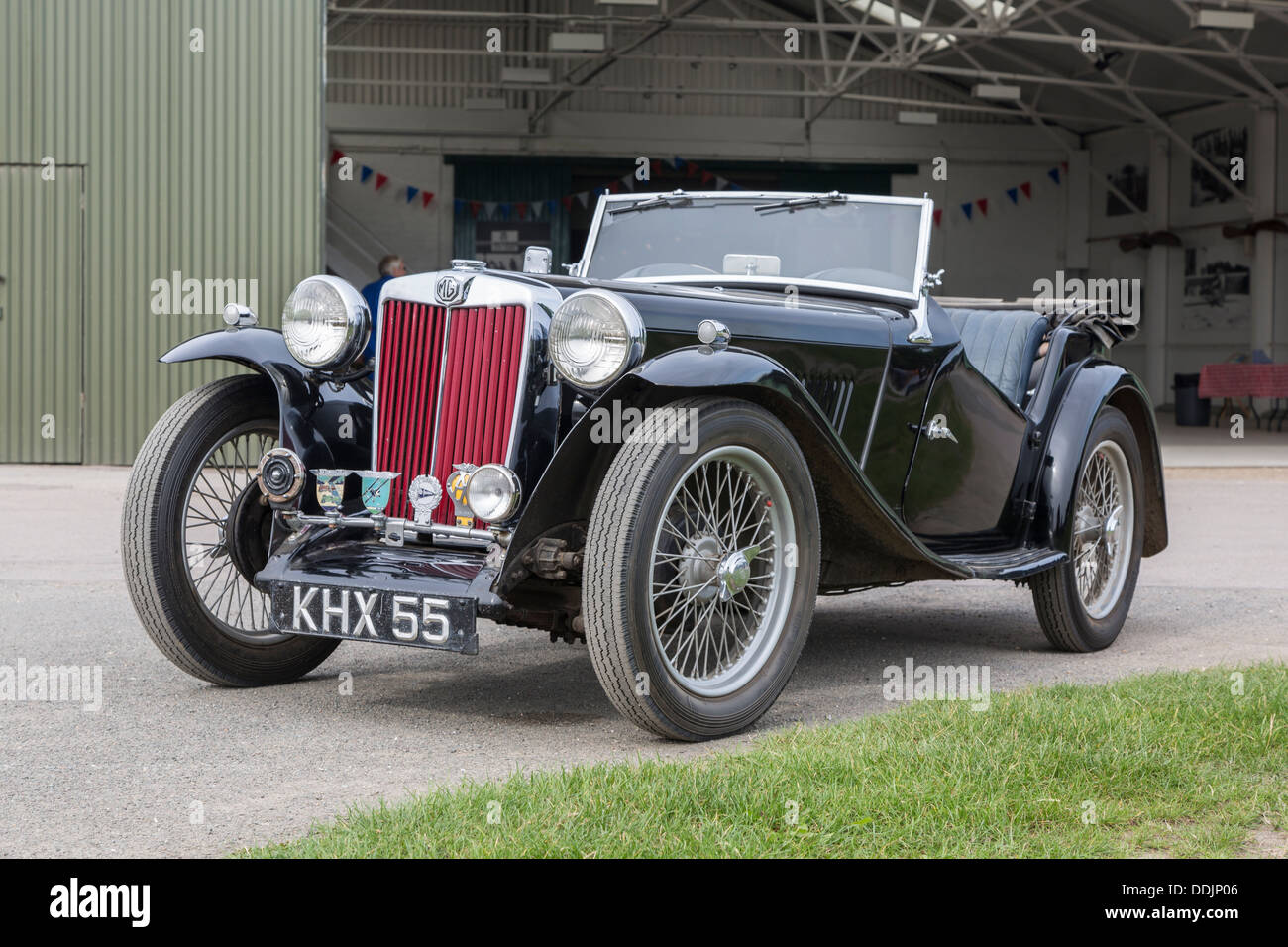 Mg ta hi-res stock photography and images - Alamy