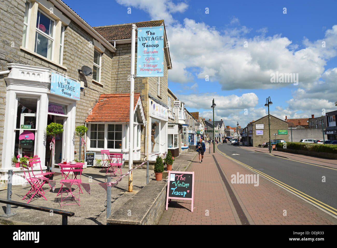High street street somerset england hi-res stock photography and images ...