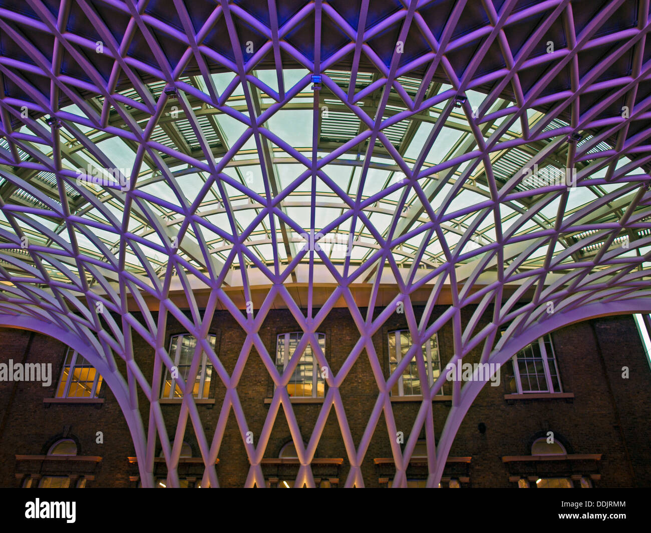 Detail of the steel lattice-work roof structure engineered by Arup, on ...