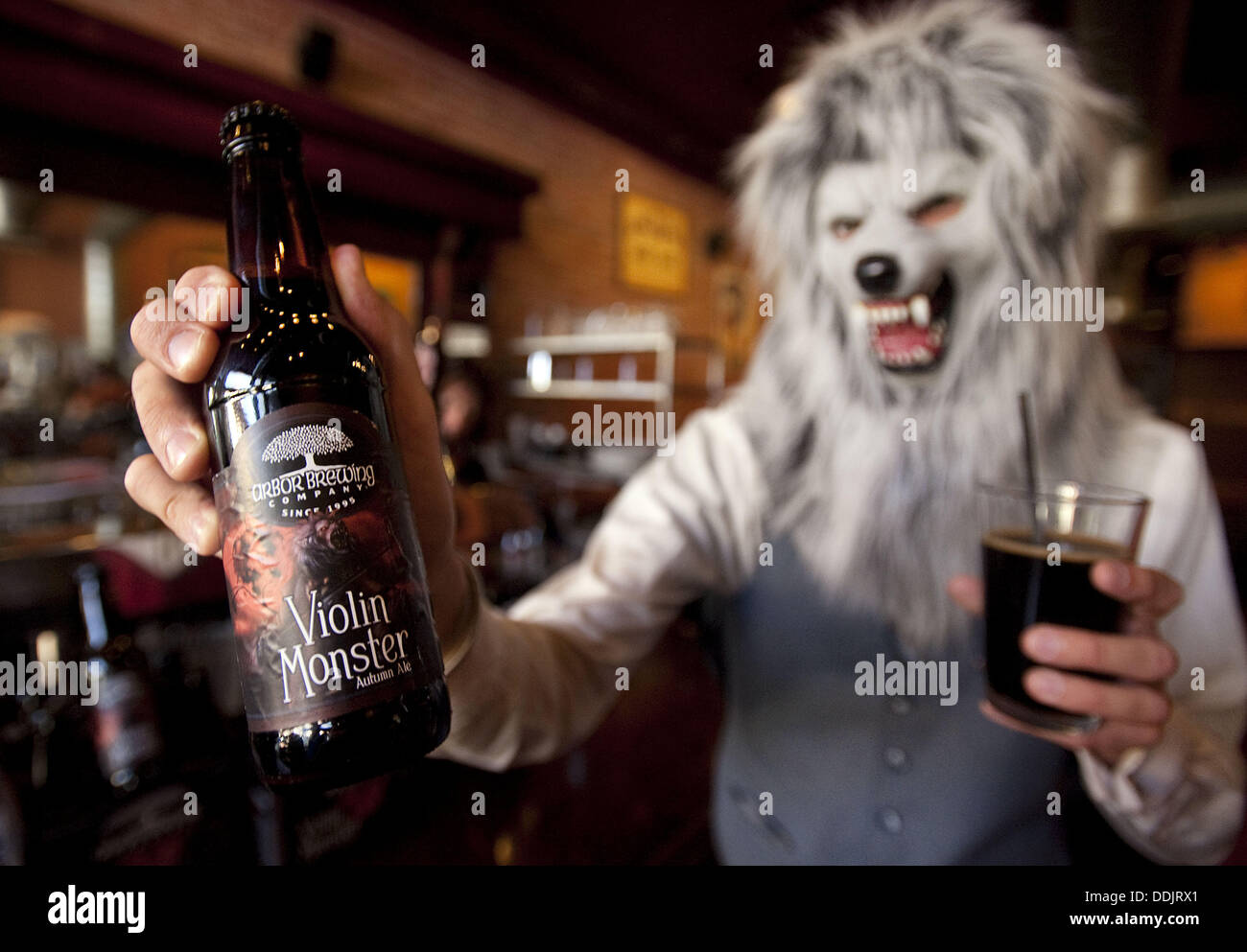 Detroit, Michigan, USA. 3rd Sep, 2013. The Violin Monster, an Ann Arbor ...