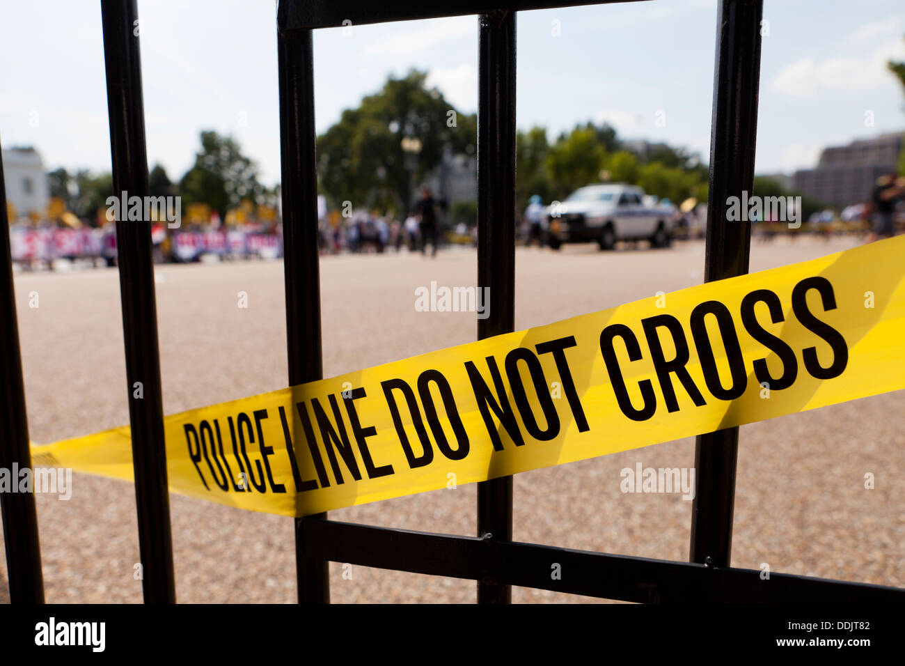Barricade tape hi-res stock photography and images - Alamy