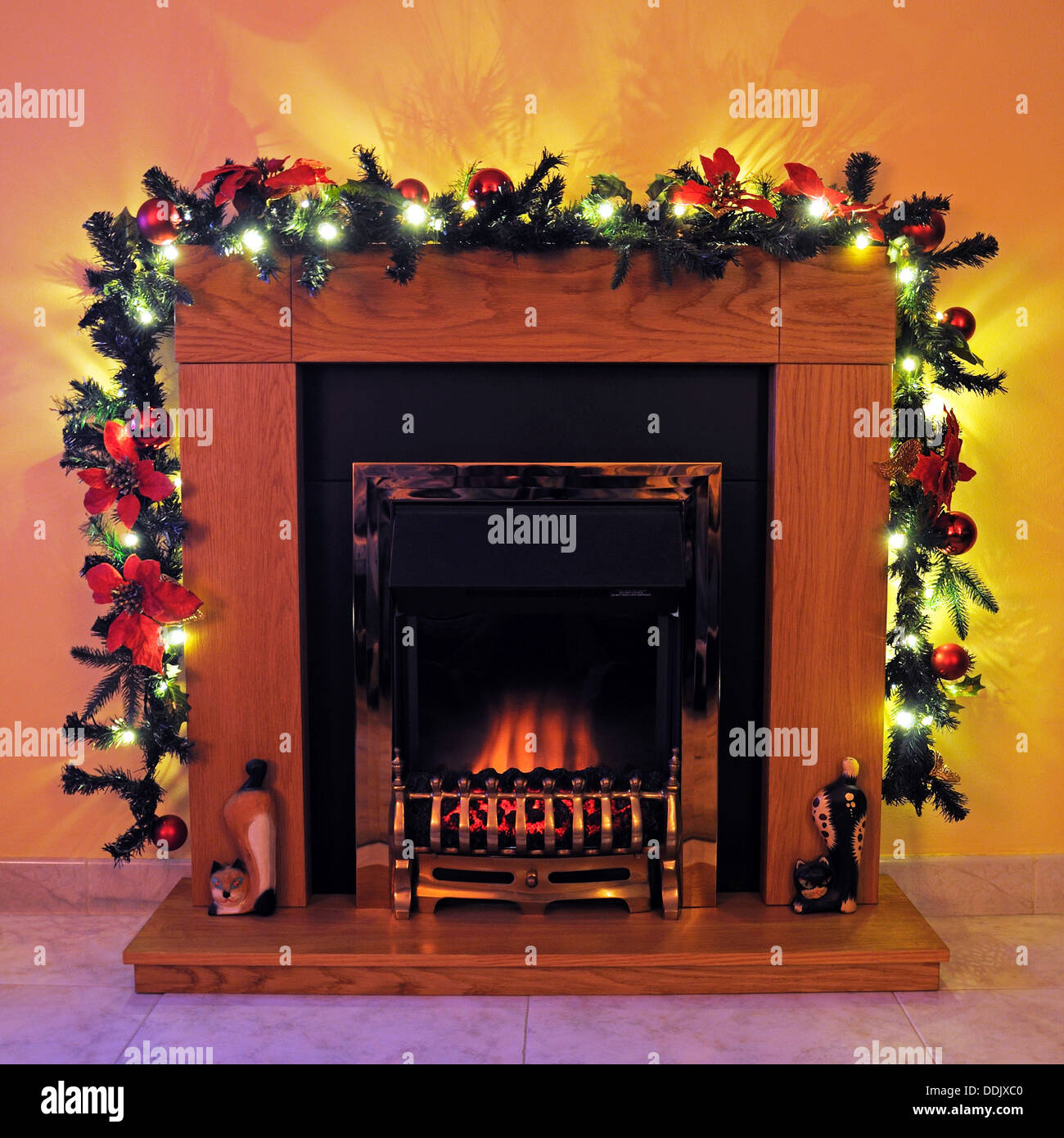 Garlands of fires hi-res stock photography and images - Alamy