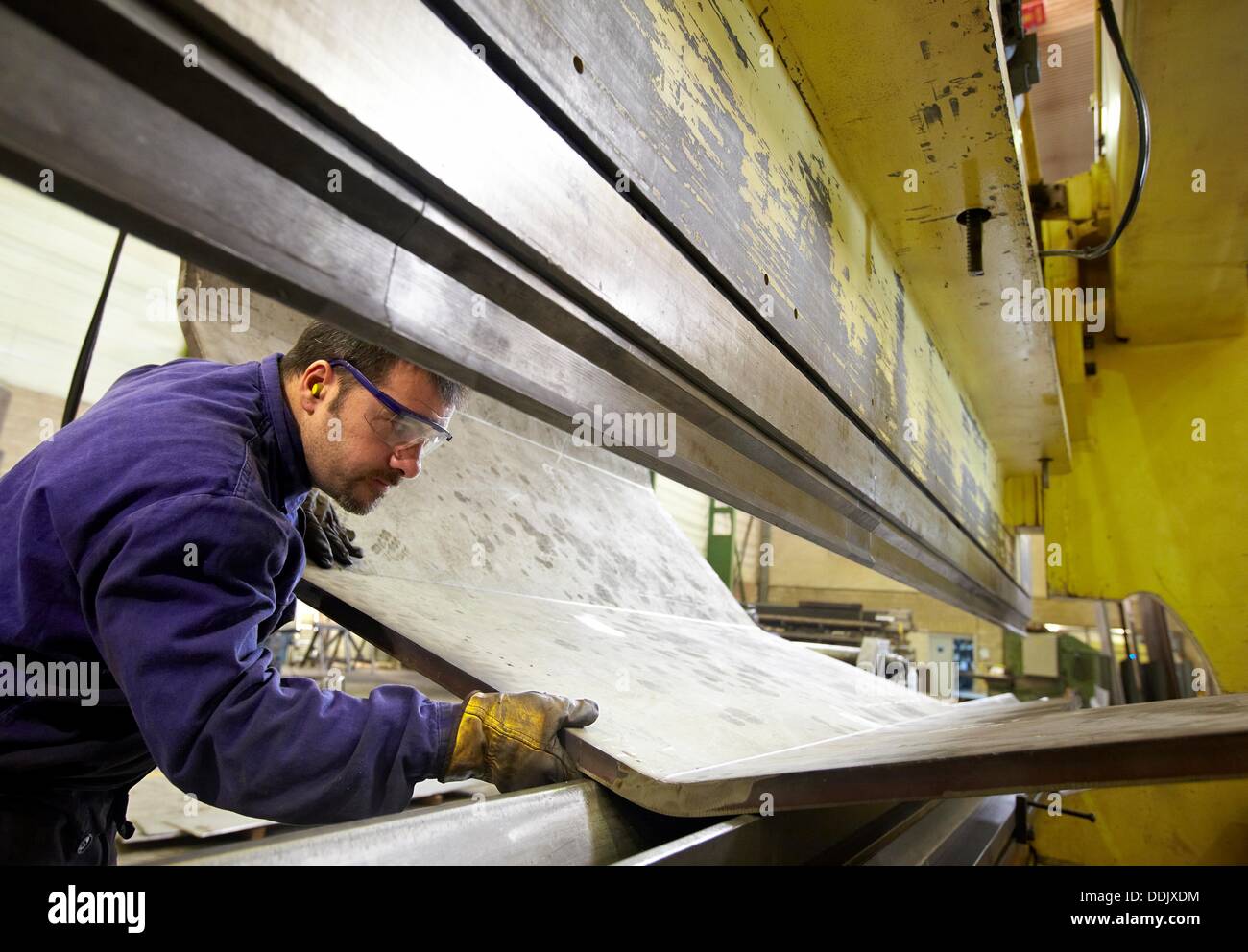 Sheet Metal Folder High Resolution Stock Photography and Images - Alamy