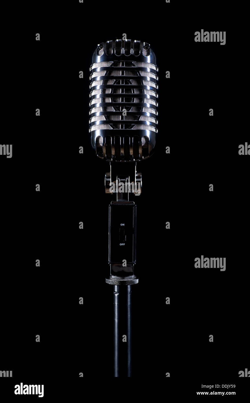Vintage radio mic hi-res stock photography and images - Alamy