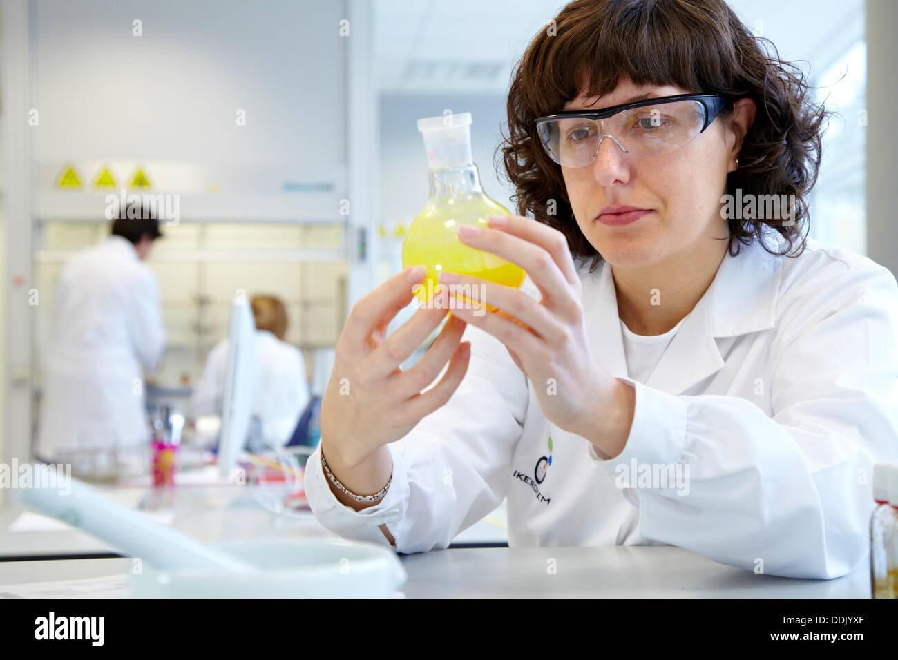 Synthesized hi-res stock photography and images - Alamy