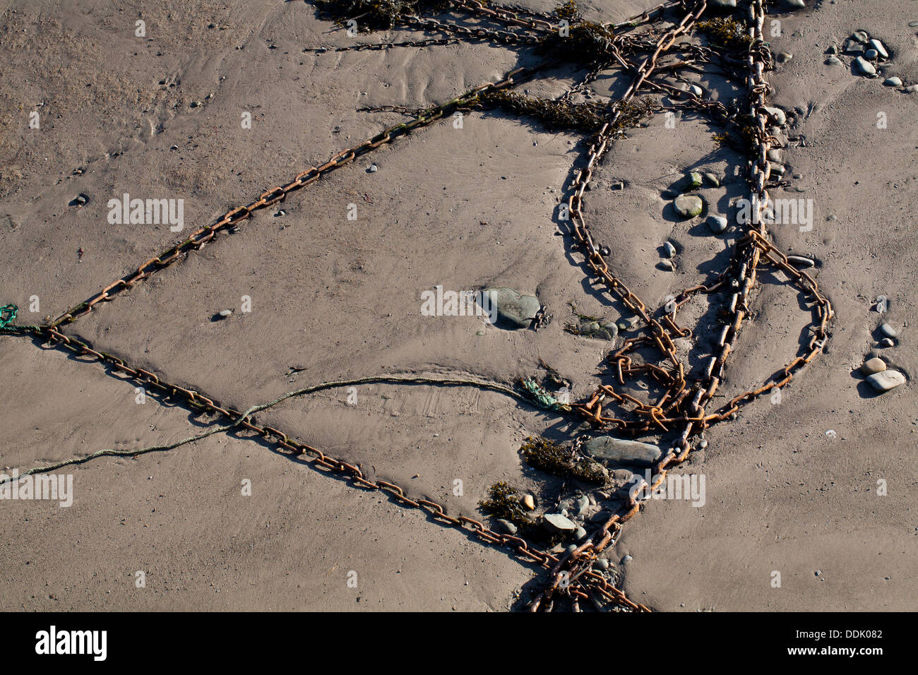 Chain pattern hi-res stock photography and images - Alamy