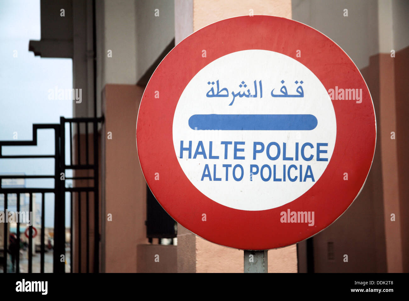 Police sign africa hi-res stock photography and images - Alamy