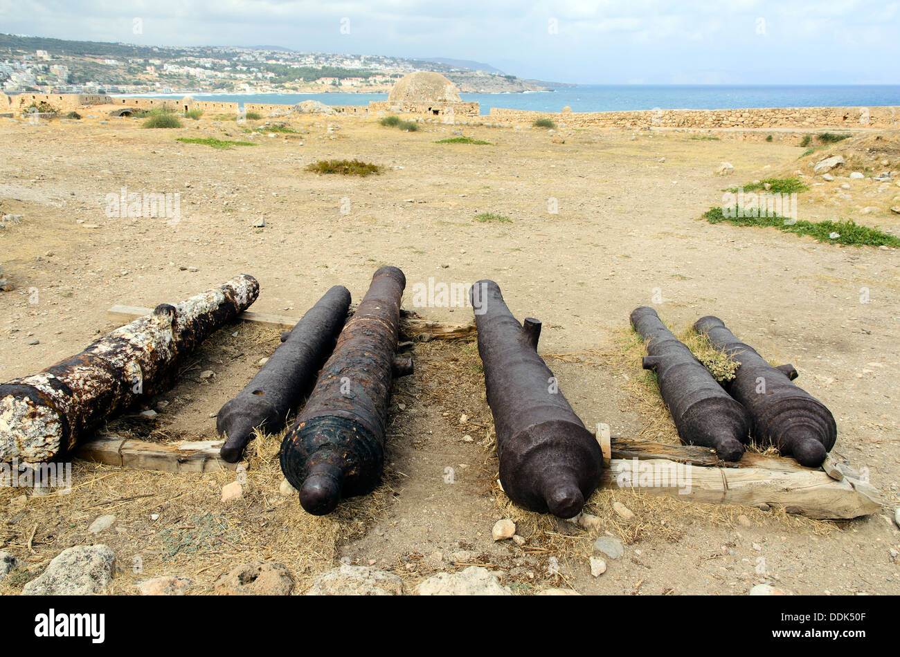 Venetian cannon hi-res stock photography and images - Alamy