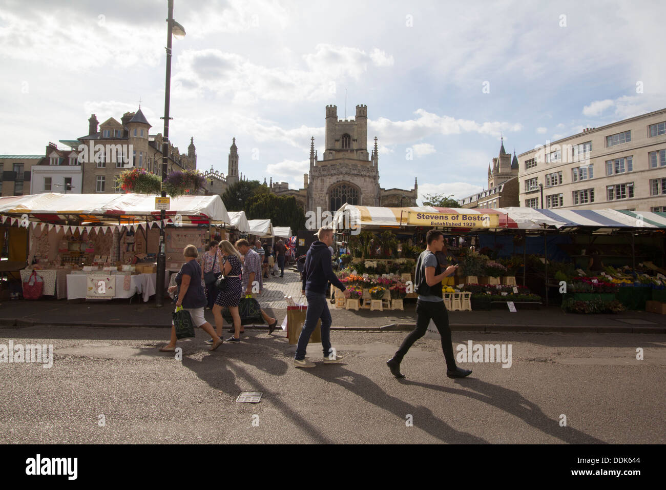 Cambridge square hi-res stock photography and images - Alamy