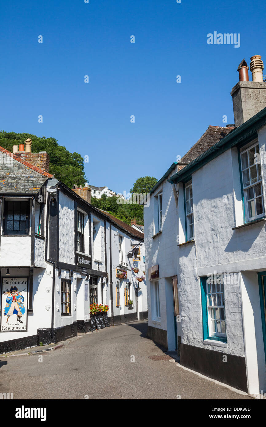 Street scene polperro cornwall hi-res stock photography and images - Alamy