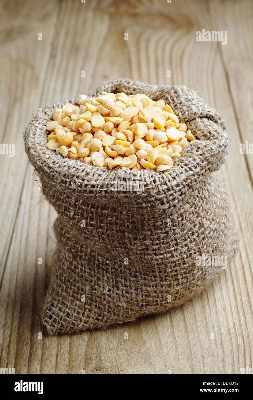 Peas sack hi-res stock photography and images - Alamy