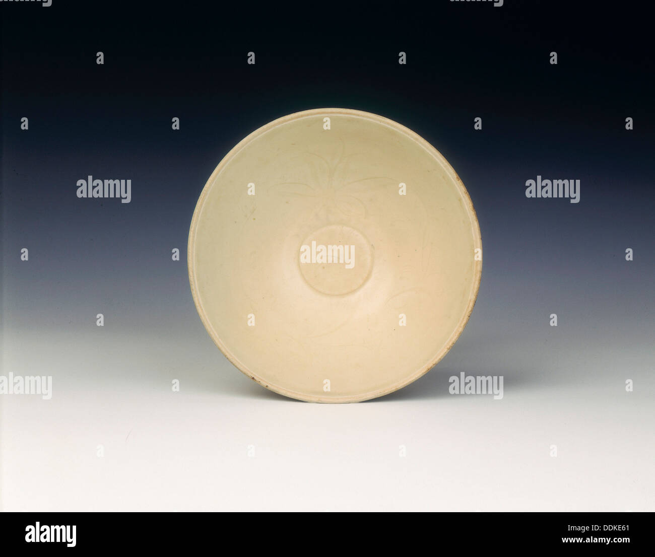 Porcelain with incised design hi-res stock photography and images - Alamy