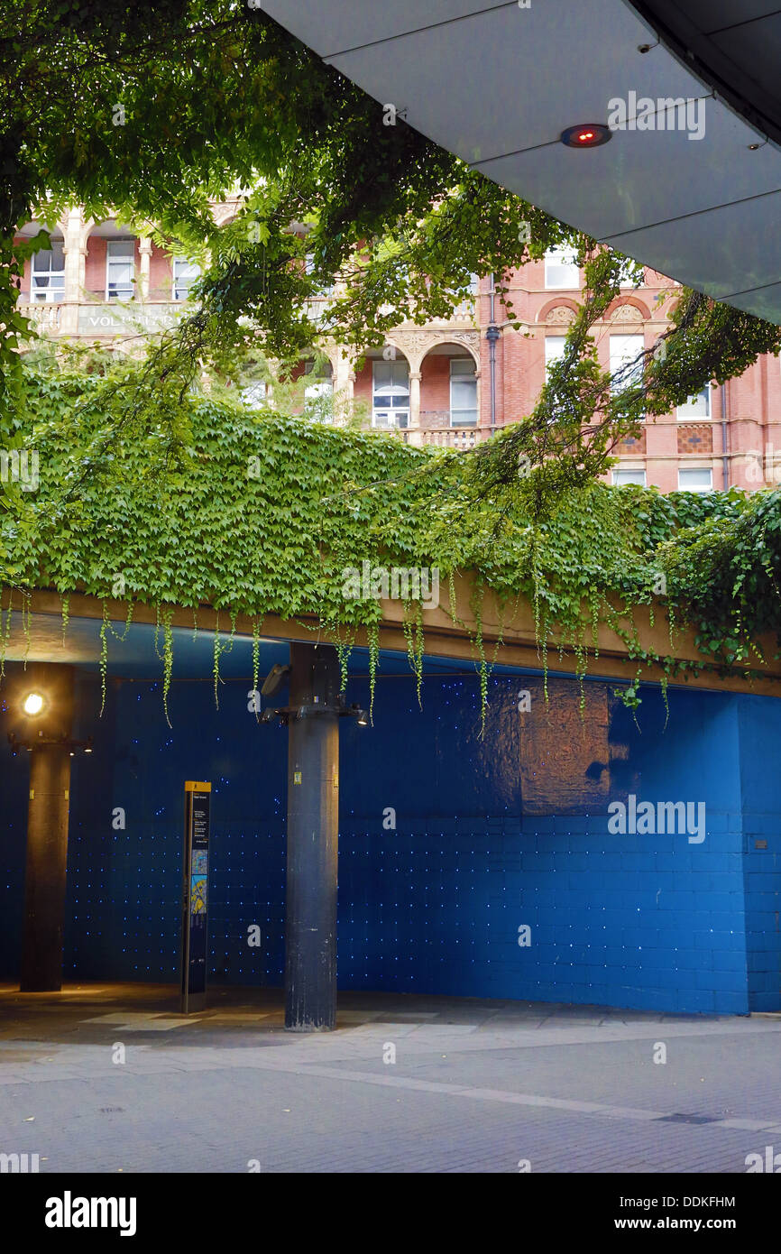 Waterloo imax underpass hi-res stock photography and images - Alamy