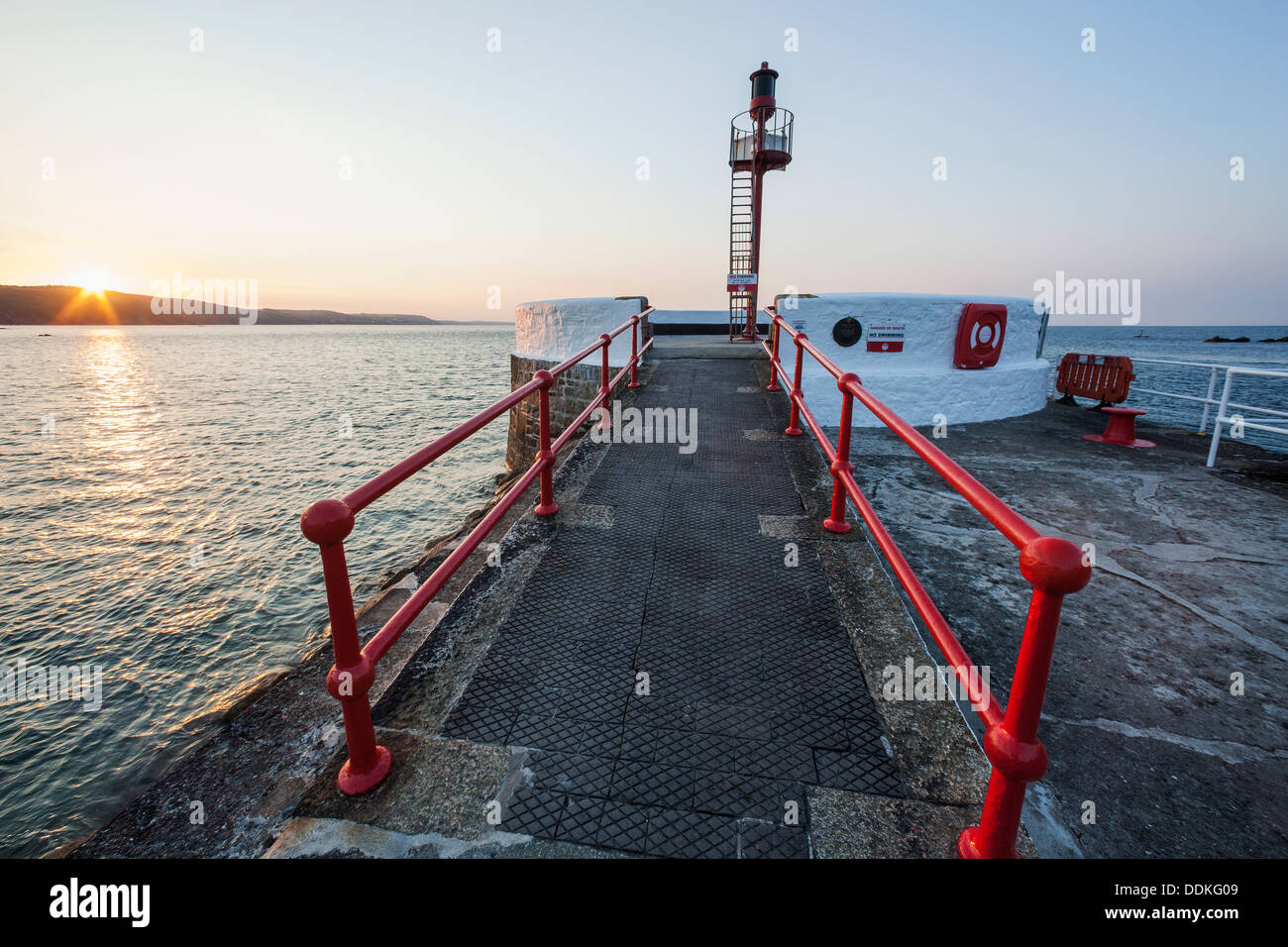 England, Cornwall, Looe, Banjo Pier Stock Photo - Alamy