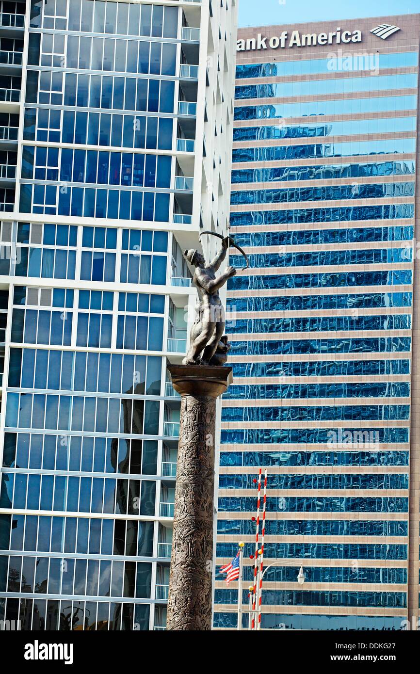 Statue Downtown Miami Florida Usa High Resolution Stock Photography and ...