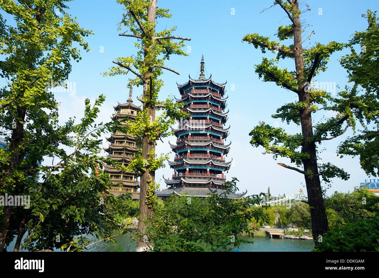 Sun li hi-res stock photography and images - Alamy