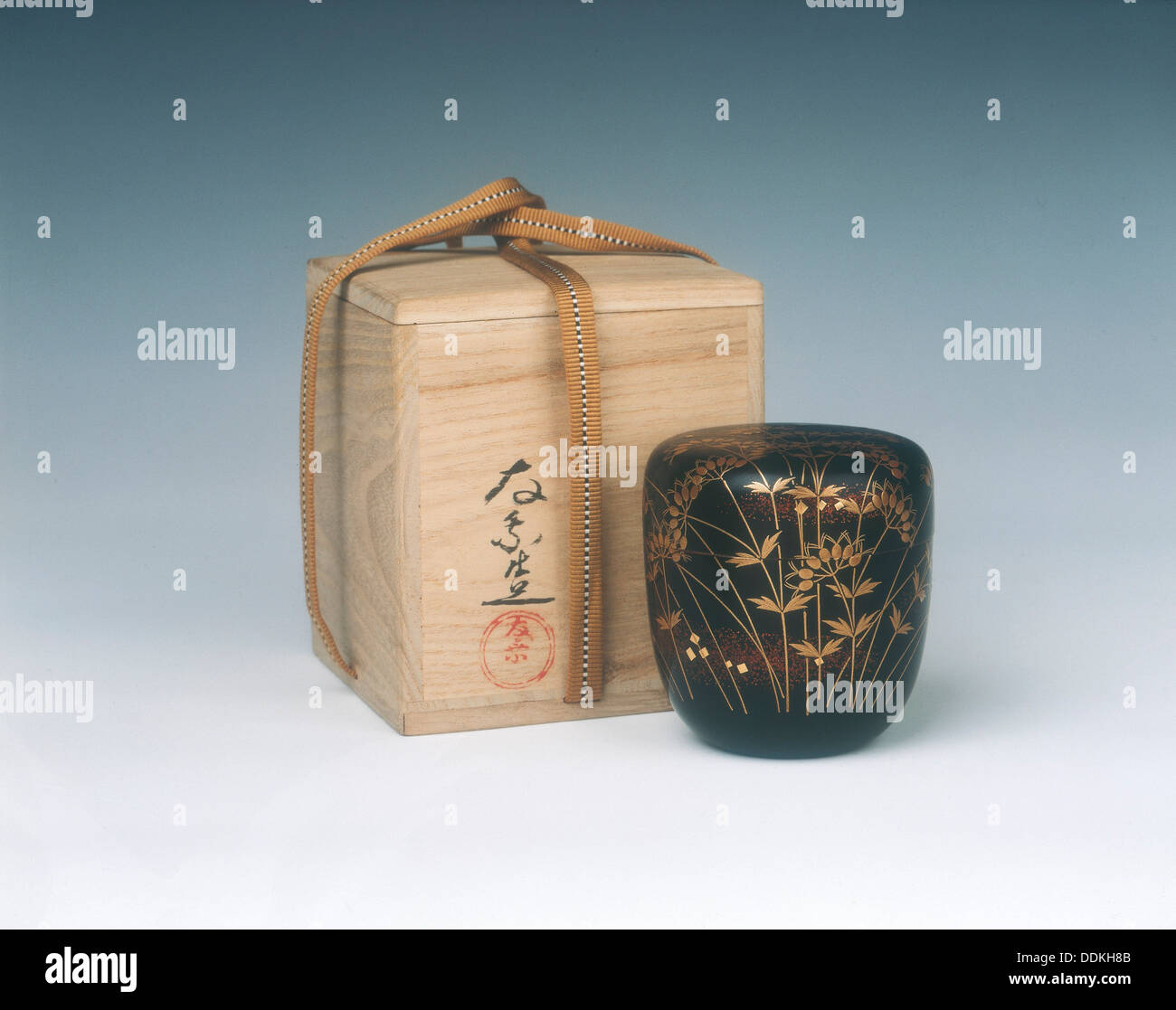 Lacquer natsume with stork, Middle Edo period, Japan, 18th century ...